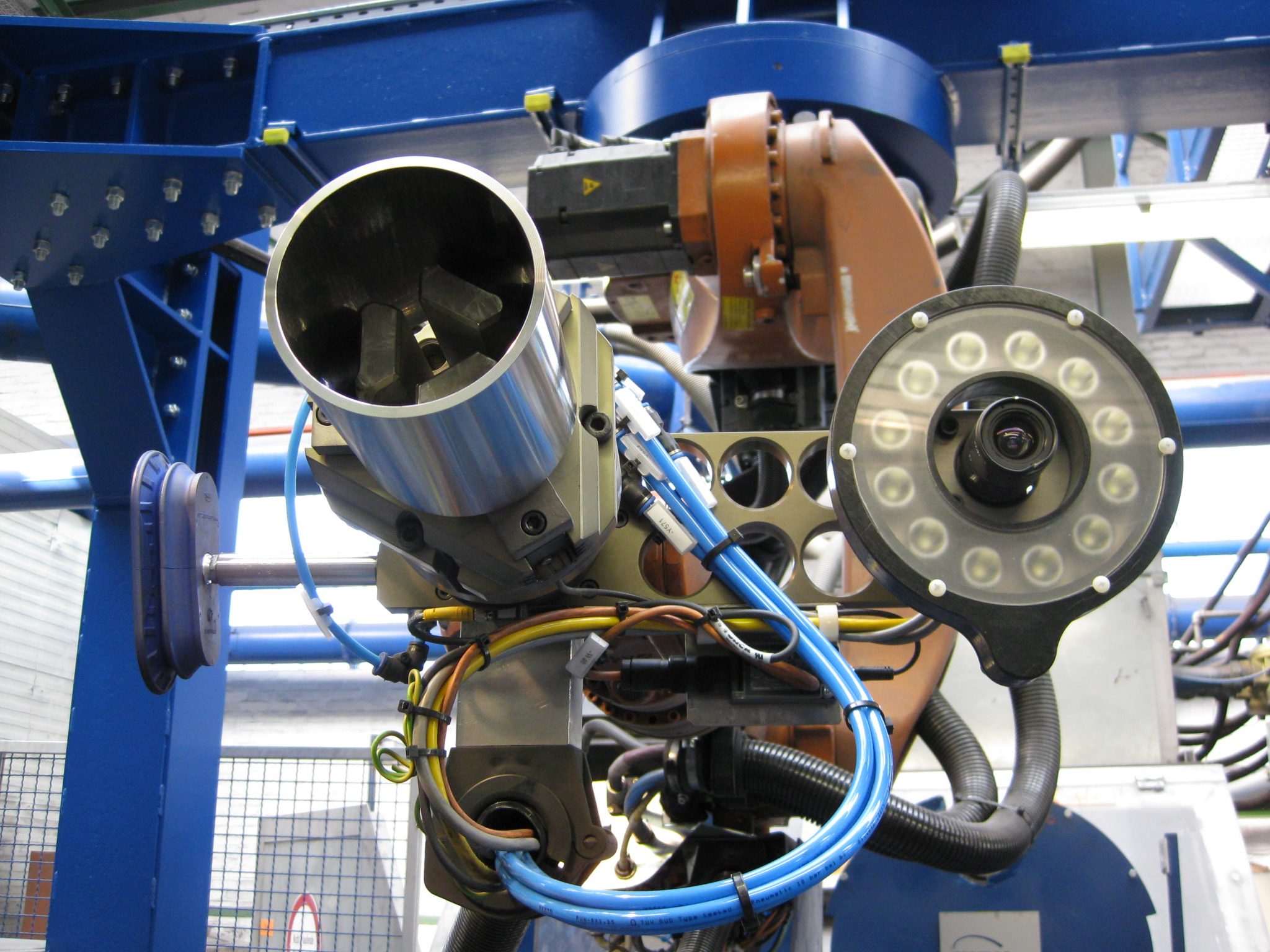 Robotergreifer für ABB, KUKA und Fanuc Roboter • momac Robotics